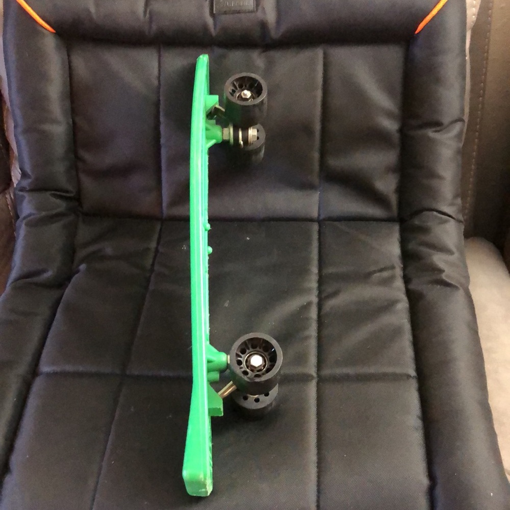 Vintage 1970s Green Scamp Skateboard. Excellent Condi… - Gem